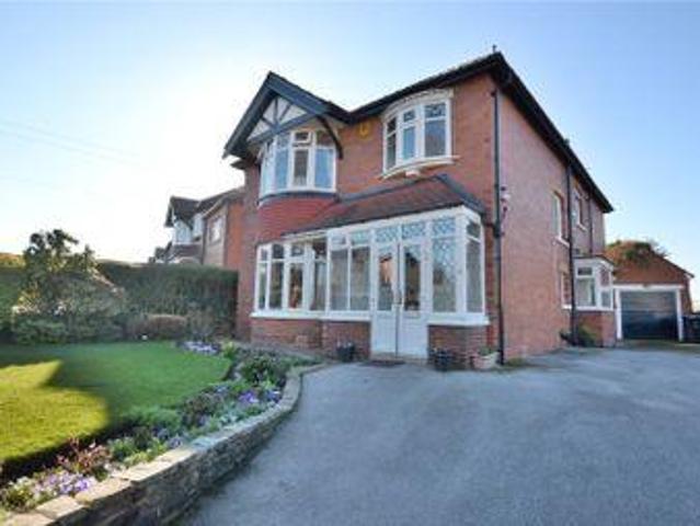 4 Bedrooms Detached house for sale in Sandhill Oval, Alwoodley, Leeds LS17