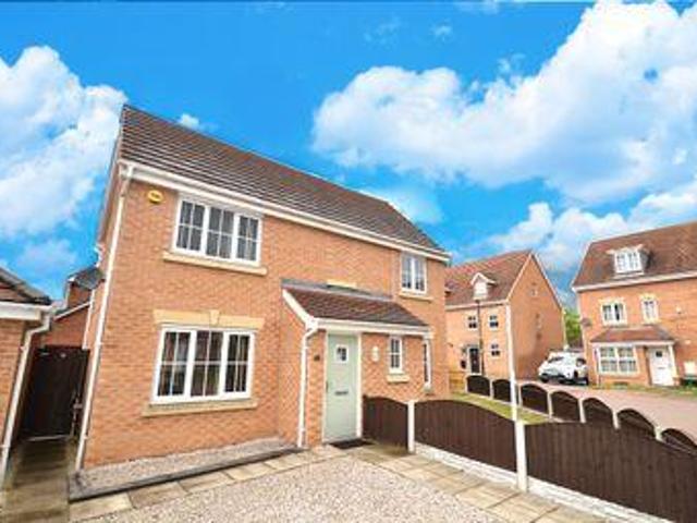4 Bedrooms Detached house for sale in Sargeson Road, Armthorpe, Doncaster DN3