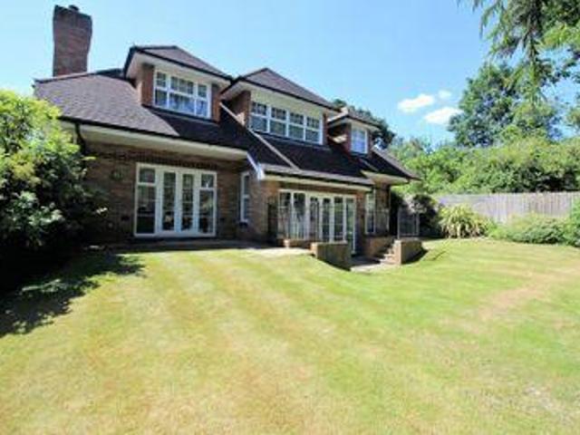 4 Bedrooms Detached house for sale in Scholars Close, Barnet EN5