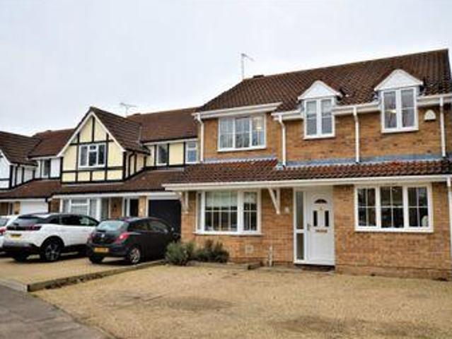 4 Bedrooms Detached house for sale in Scythe Way, Colchester CO3