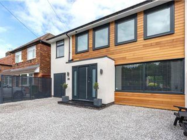4 Bedrooms Detached house for sale in Shipton Road, York YO30