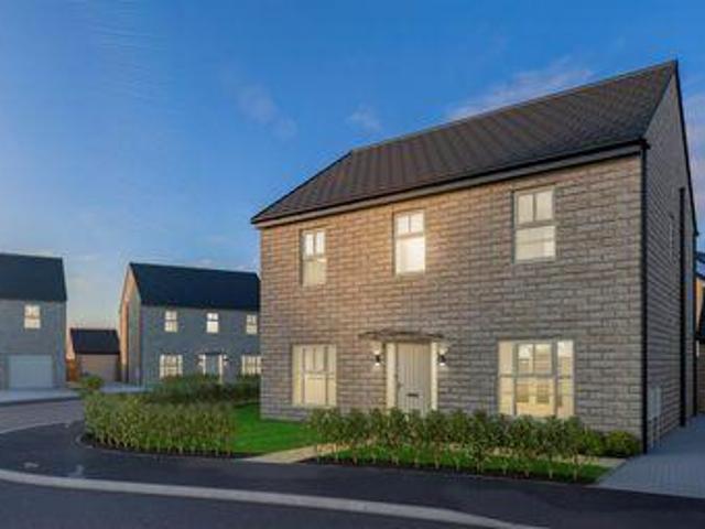 4 Bedrooms Detached house for sale in Skeltons Lane, Leeds LS14