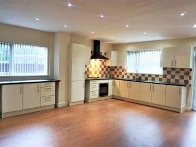 4 Bedrooms Detached house for sale in Solihull Lane, Birmingham B28