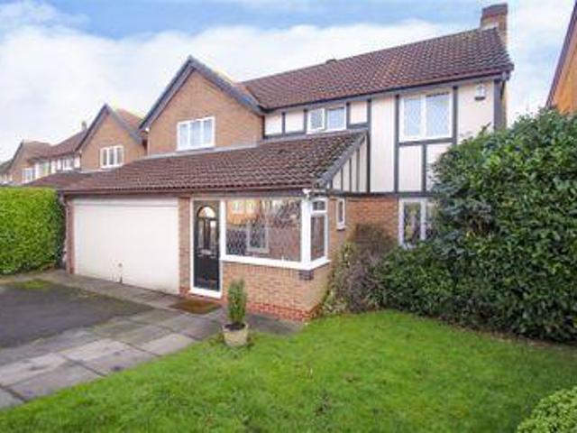 4 Bedrooms Detached house for sale in Turnberry Close, Bramcote, Nottingham NG9