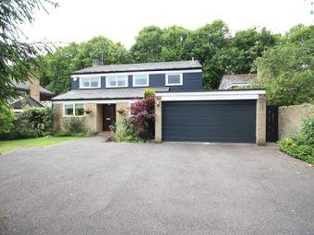 4 Bedrooms Detached house for sale in Talbots Drive, Maidenhead SL6