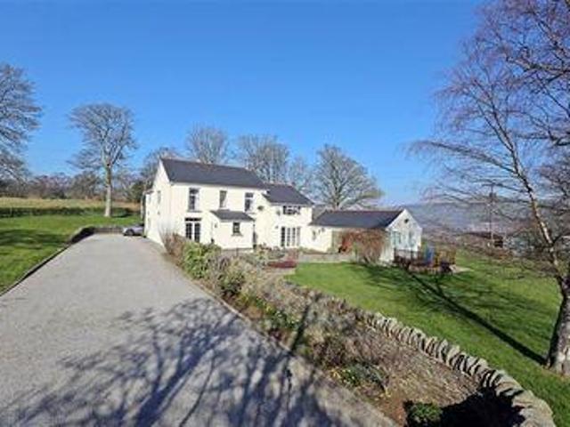 4 Bedrooms Detached house for sale in Tavern Y Coed, Tonteg, Pontypridd CF38