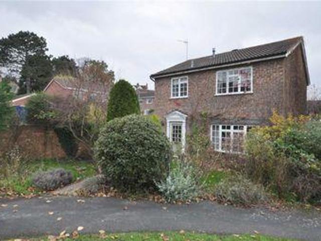 4 Bedrooms Detached house for sale in Tennyson Drive, Malvern WR14
