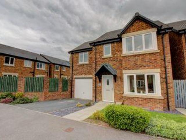 4 Bedrooms Detached house for sale in Tesla Lane, Guiseley, Leeds LS20