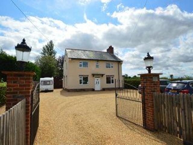 4 Bedrooms Detached house for sale in The Causeway, Ridgewell, Halstead CO9
