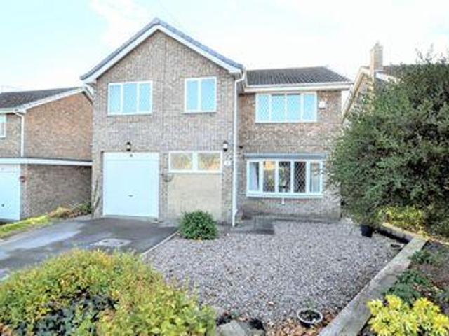 4 Bedrooms Detached house for sale in The Croft, Bretton, Wakefield WF4