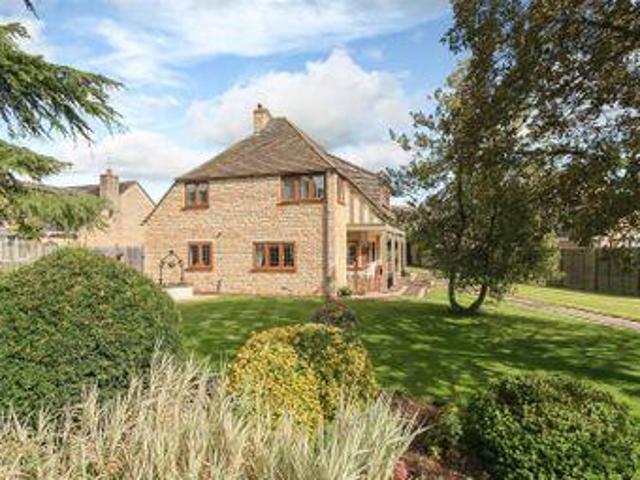 4 Bedrooms Detached house for sale in The Gorse, Bourton On The Water, Gloucestershire GL54