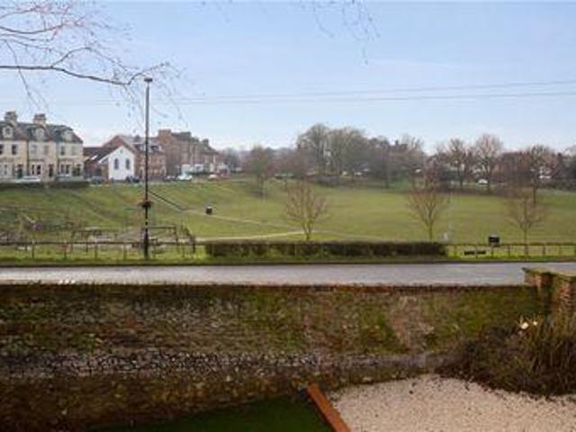 4 Bedrooms Detached house for sale in The Green, Acomb, York YO26