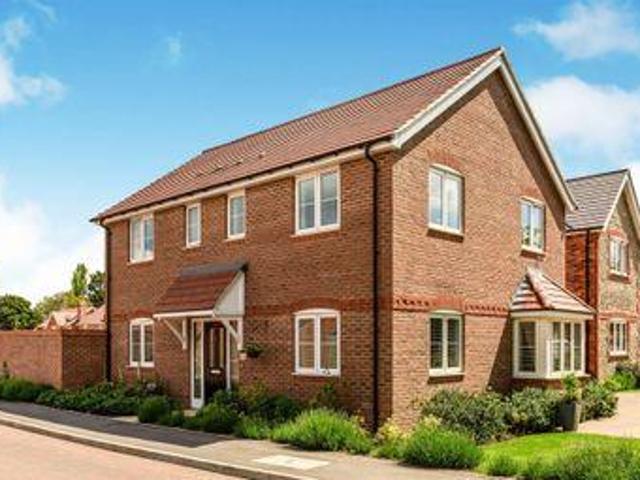 4 Bedrooms Detached house for sale in The Lane, Lower Icknield Way, Chinnor OX39
