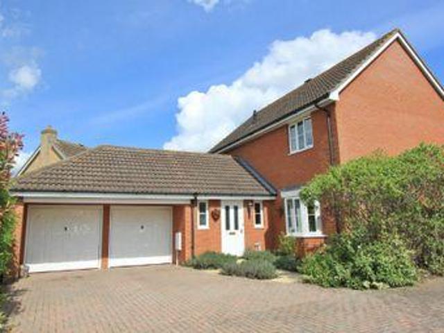 4 Bedrooms Detached house for sale in Thorny Way, Highfields Caldecote, Cambridge CB23
