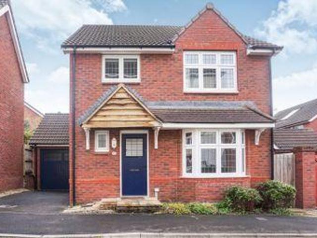 4 Bedrooms Detached house for sale in Tinding Drive, Cheswick Village BS16