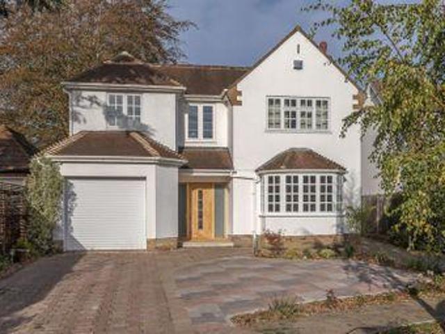 4 Bedrooms Detached house for sale in Tite Hill, Englefield Green, Egham TW20