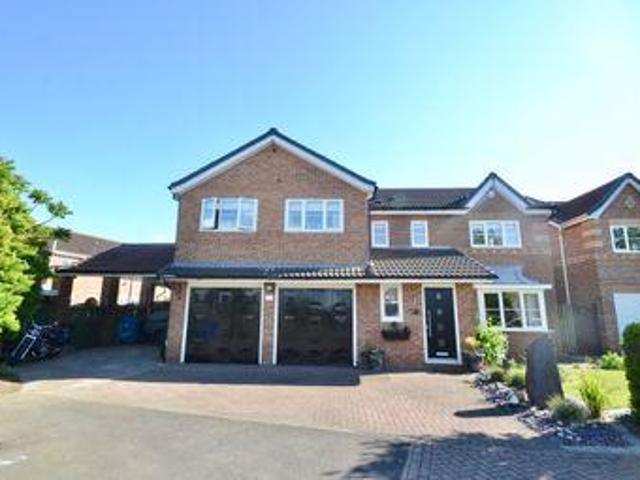 4 Bedrooms Detached house for sale in Union Road, Thorne, Doncaster DN8