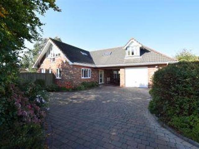 4 Bedrooms Detached house for sale in Valley Court, Valley Road, Portishead BS20
