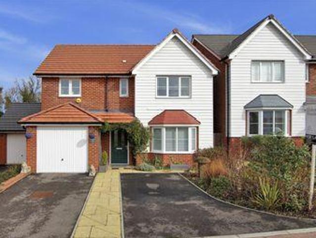 4 Bedrooms Detached house for sale in Viscount Square, Herne Bay, Kent CT6
