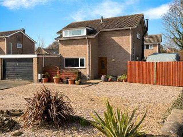4 Bedrooms Detached house for sale in Wylson Close, Cranwell Village, Lincolnshire NG34