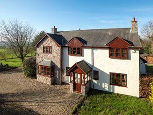 4 Bedrooms Detached house for sale in Walwen Lane, Axton, Holywell CH8