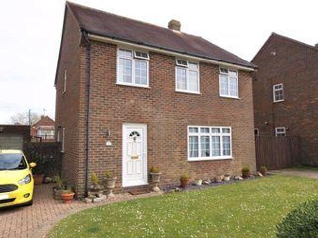 4 Bedrooms Detached house for sale in Wannock Gardens, Wannock BN26