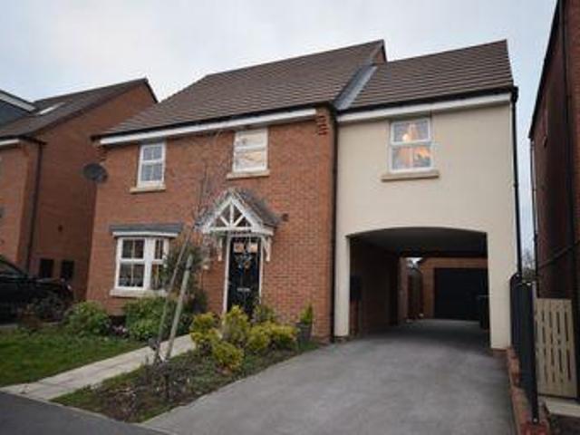 4 Bedrooms Detached house for sale in Ward Road, Whitwood, Castleford WF10