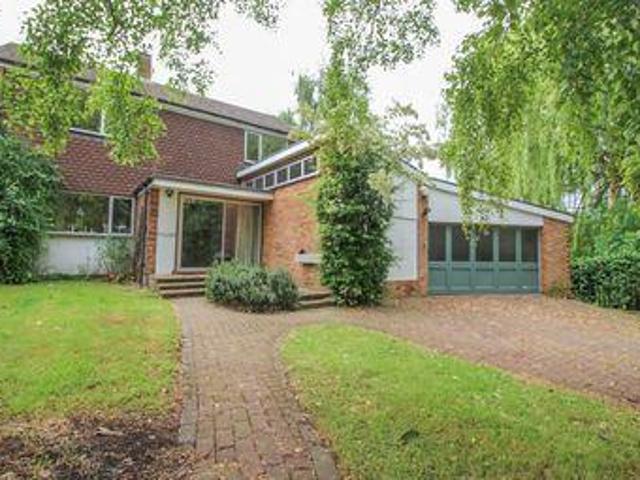 4 Bedrooms Detached house for sale in Waterhouse Moor, Harlow CM18