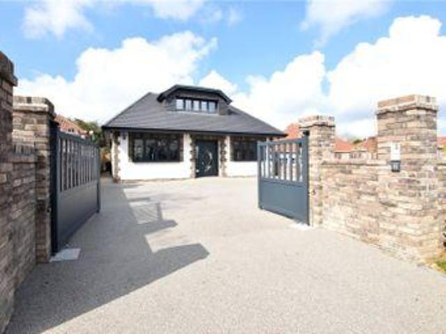 4 Bedrooms Detached house for sale in Watford Road, St Albans, Hertfordshire AL2
