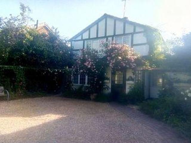 4 Bedrooms Detached house for sale in Wellington Road, Nantwich CW5