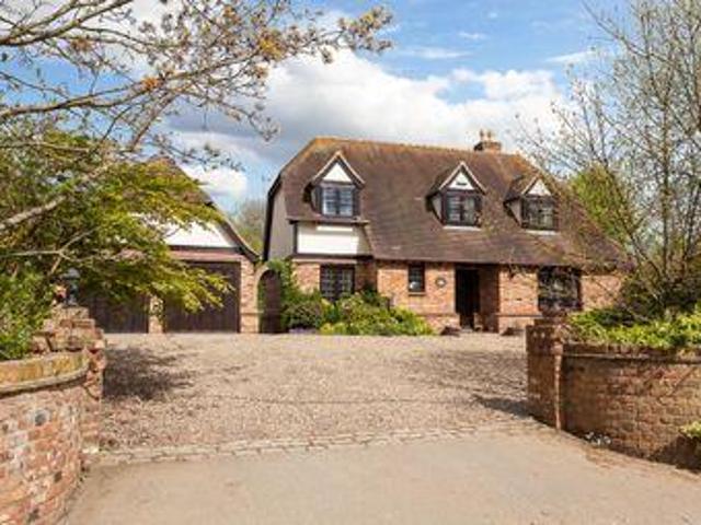 4 Bedrooms Detached house for sale in West Street, Hunton, Kent ME15