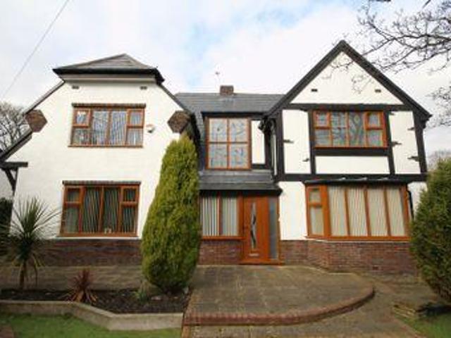 4 Bedrooms Detached house for sale in West Royd, Red Lane, Bolton BL2