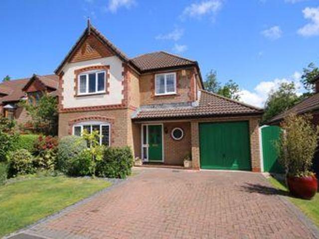4 Bedrooms Detached house for sale in Westerdale Drive, Banks, Southport PR9