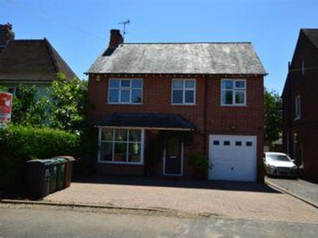 4 Bedrooms Detached house for sale in Westfield Drive, Loughborough LE11