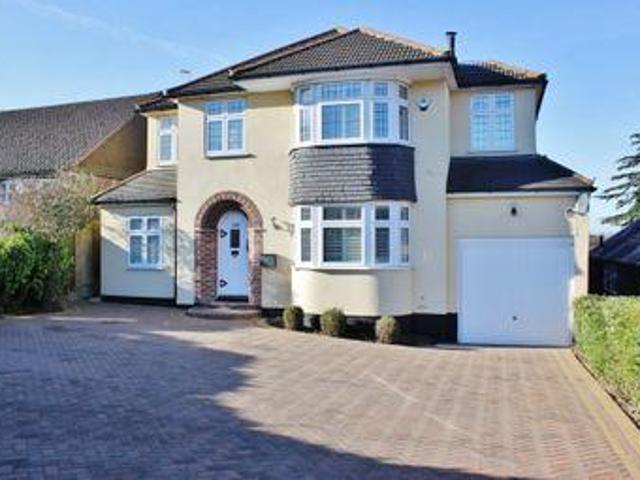 4 Bedrooms Detached house for sale in Whitehall Road, Woodford Green IG8