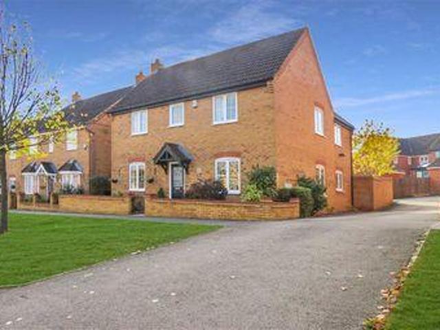 4 Bedrooms Detached house for sale in Wickstead Avenue, Grange Farm, Milton Keynes, Bucks MK8