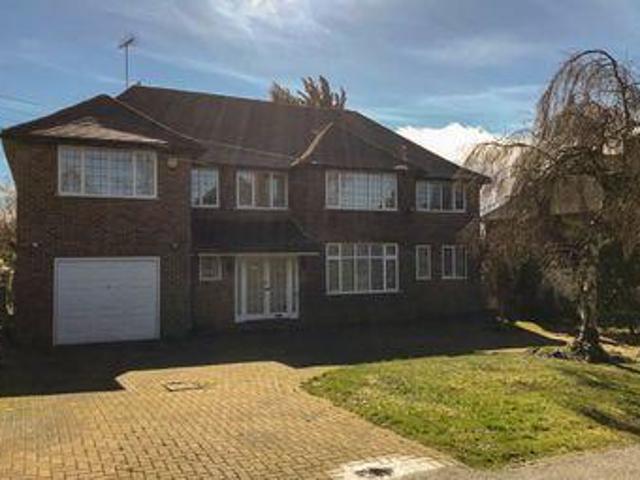 4 Bedrooms Detached house for sale in Wieland Road, Northwood HA6