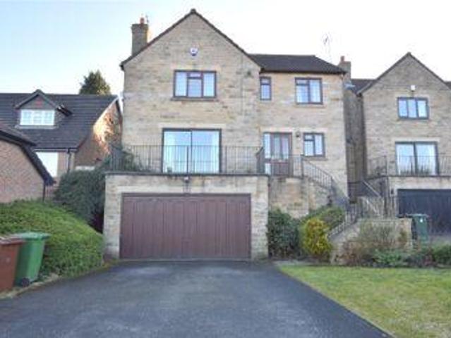 4 Bedrooms Detached house for sale in Wike Ridge Mount, Leeds LS17