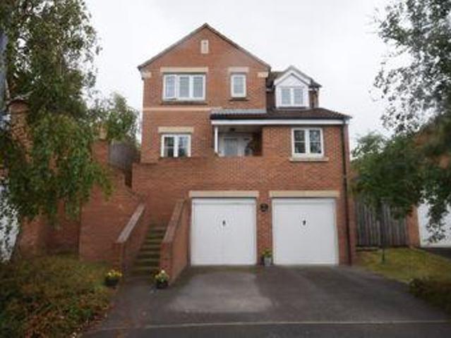4 Bedrooms Detached house for sale in Wood Lane, Castleford WF10
