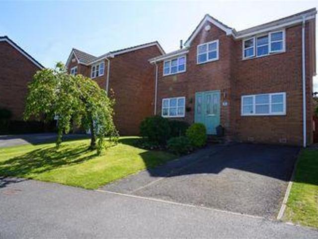 4 Bedrooms Detached house for sale in Wood Lane Close, Stannington, Sheffield S6