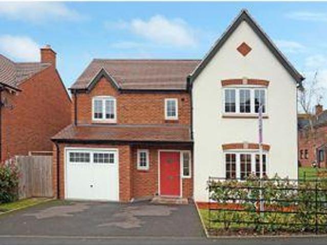 4 Bedrooms Detached house for sale in Woodedge Drive, Droitwich WR9
