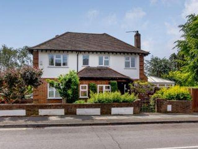 4 Bedrooms Detached house for sale in Woodlands Avenue, New Malden KT3