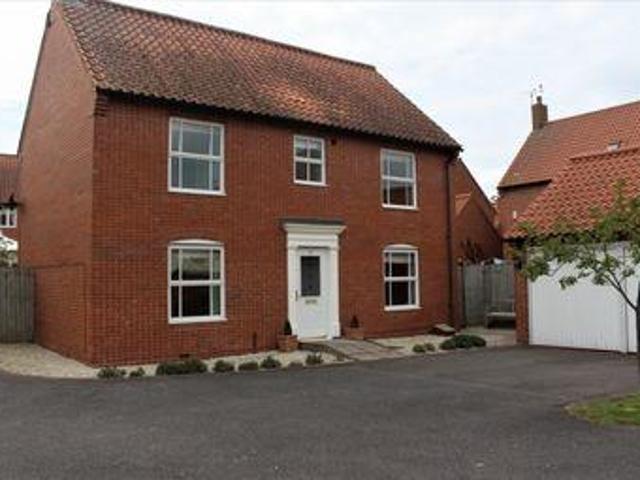 4 Bedrooms Detached house for sale in 18, Archers Field, Southwell NG25
