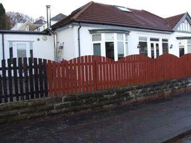 4 Bedrooms Detached house for sale in 137 Manor Road, Mansleton, Swansea. SA9
