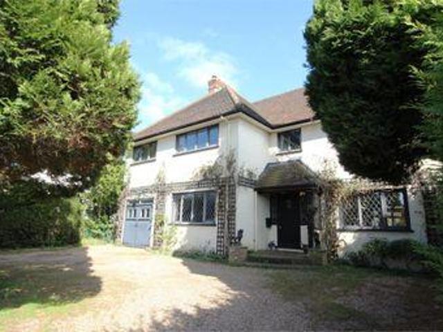 4 Bedrooms Detached house for sale in 46 Bradmore Way, Brookmans Park, Herts AL9