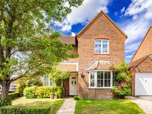 4 Bedrooms Detached house for sale in 6 Bishops Orchard, East Hagbourne OX11