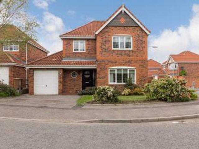 4 Bedrooms Detached house for sale in 84 Dover Park, Dunfermline KY11
