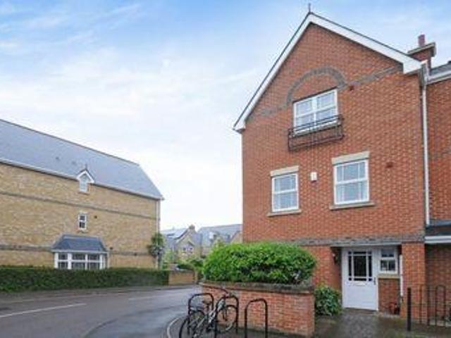 4 Bedrooms End terrace house for rent in Navigation Way, Oxford OX2