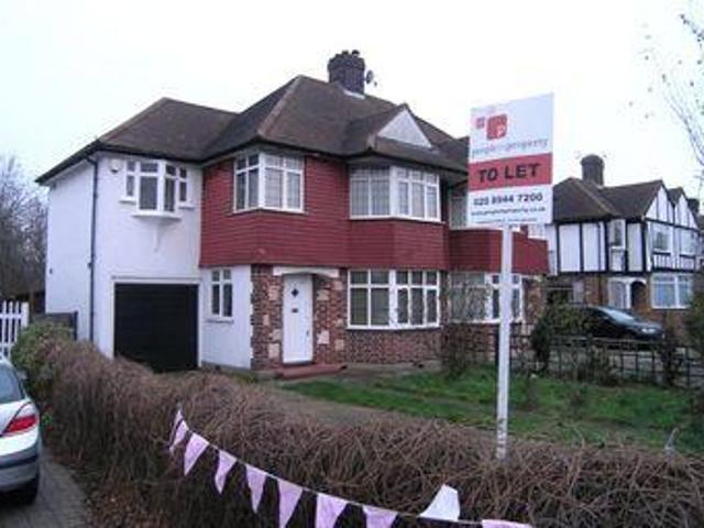 4 Bedrooms End terrace house for rent in Beverley Way, West Wimbledon, London SW20