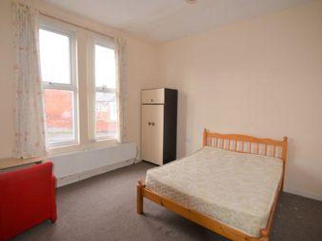 4 Bedrooms End terrace house for rent in Blagden Street, Sheffield S2